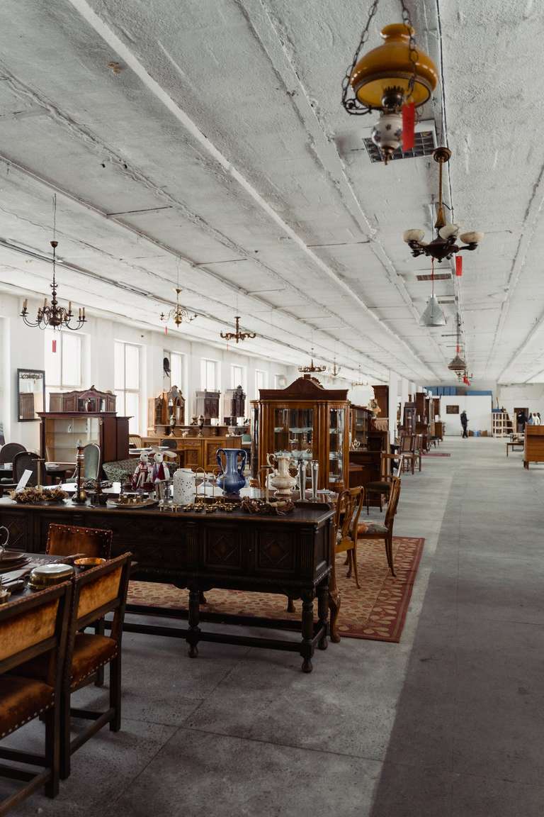 Antique Collecting: A Beginners Guide to Getting Started - MyHobbyLife
